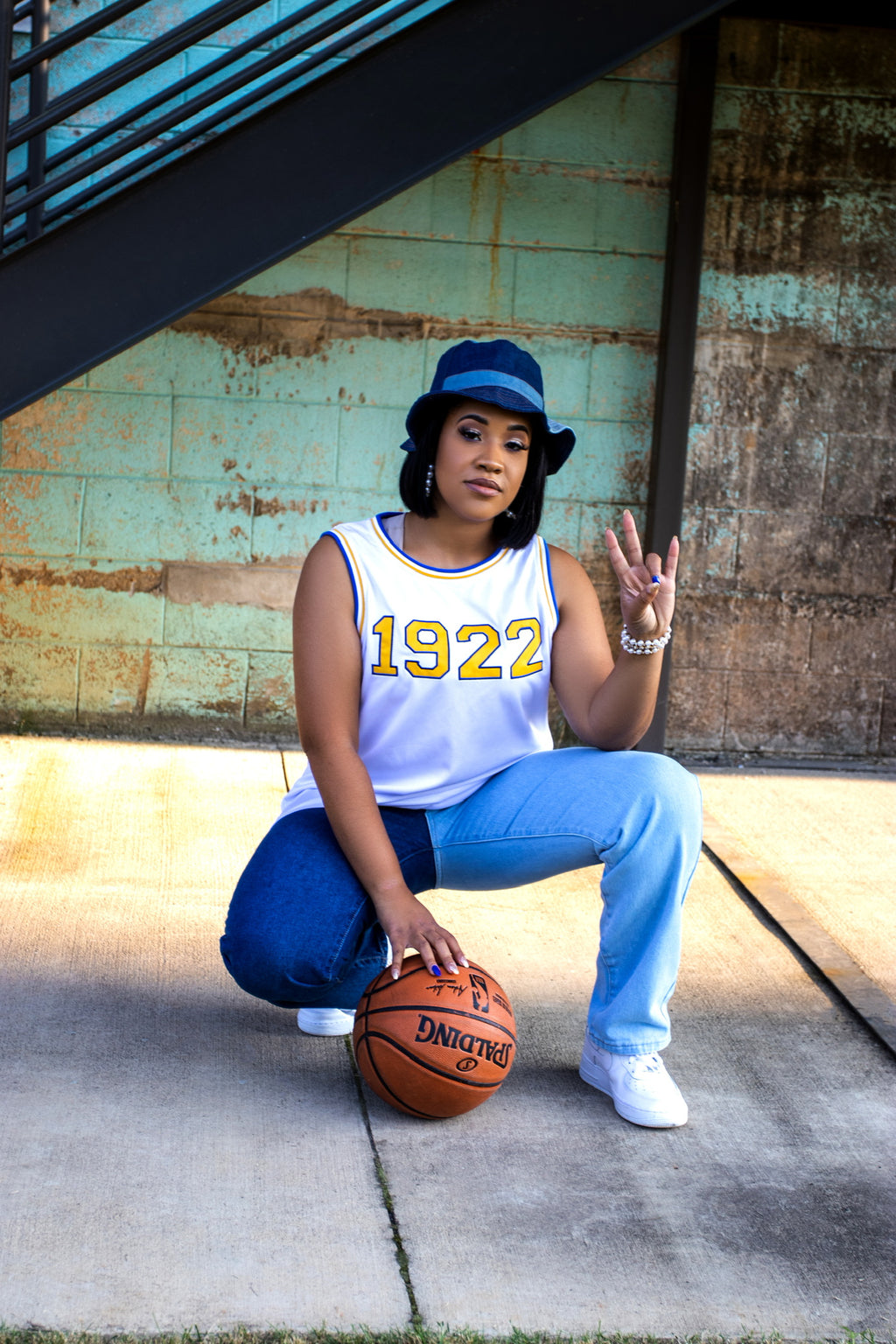 ΣΓΡ White TK11 Jersey Tank – Kendalls Greek